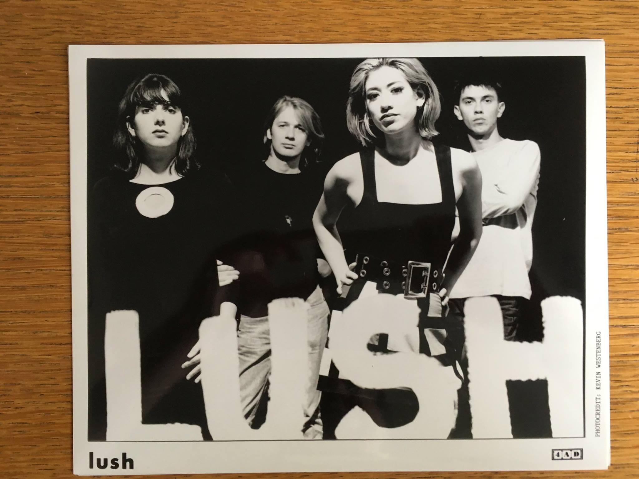 Lush - Photos